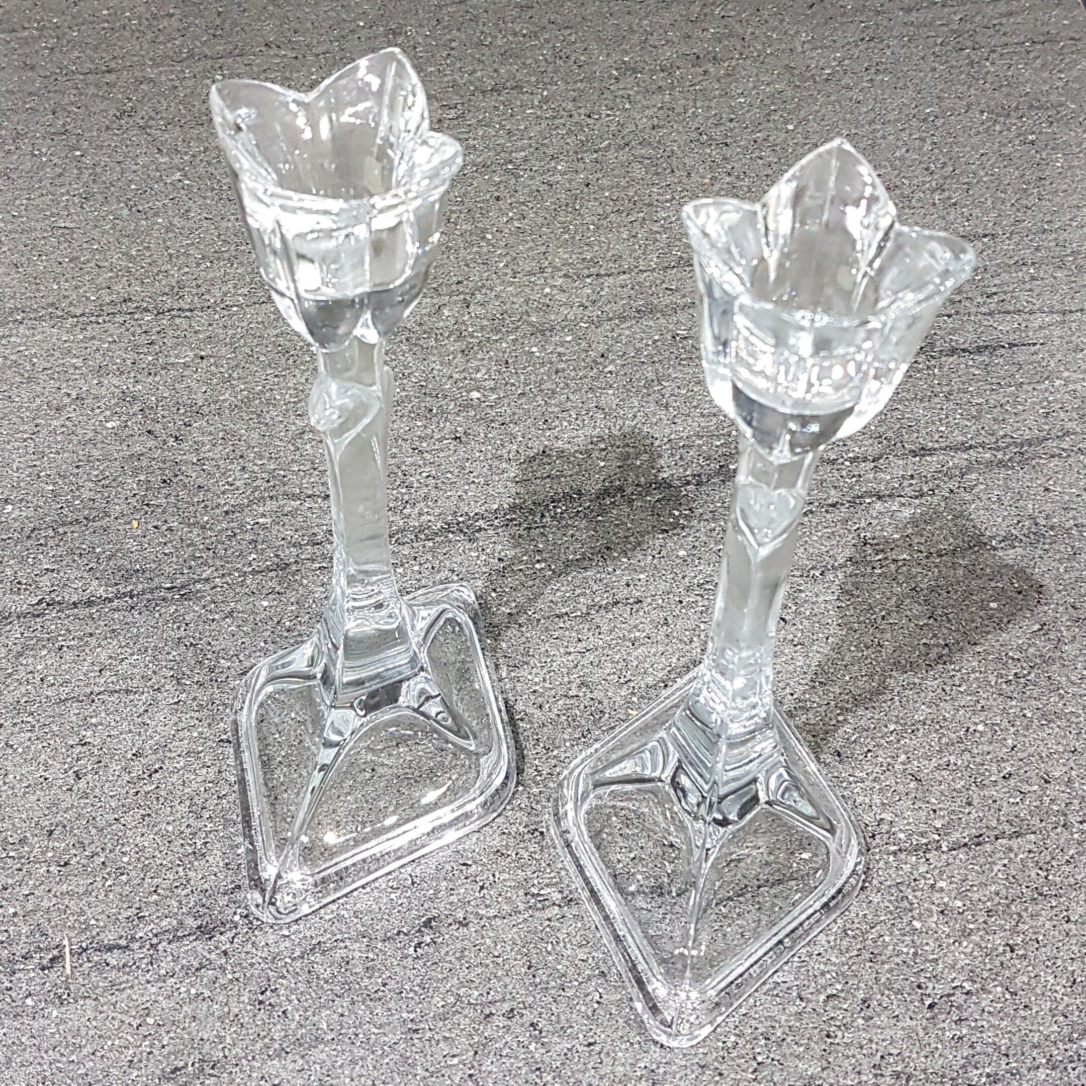 Vintage Toscany Classics 8 TULIP Flower Taper Candlestick Holder, 24% ...