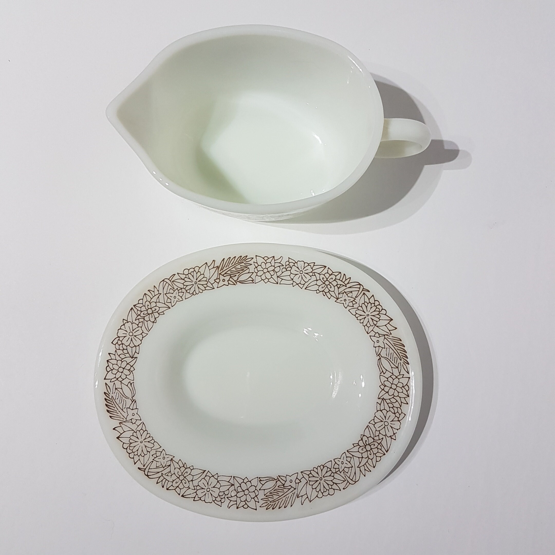 Vintage Pyrex Woodland Gravy Sauce Boat with Underplate, Pyrex Gravy 77 ...