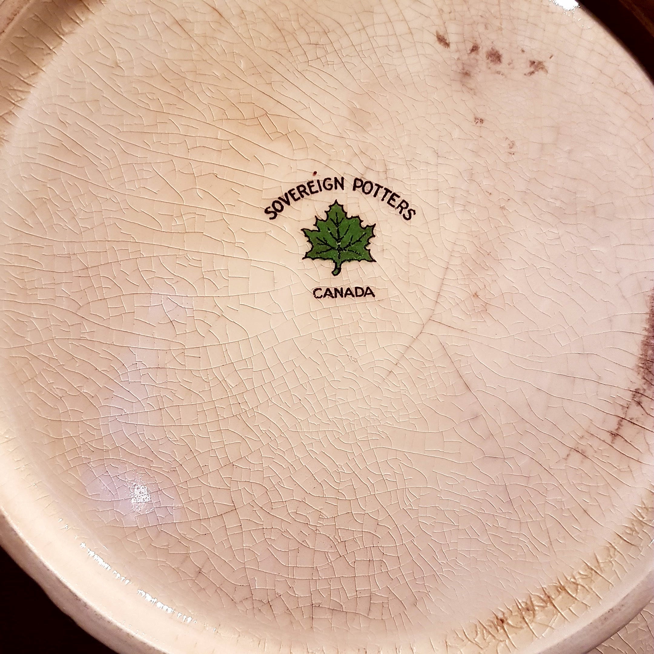 Sovereign Potters Canada HOLLYHOCK Covered Vegetable Bowl, Lidded ...