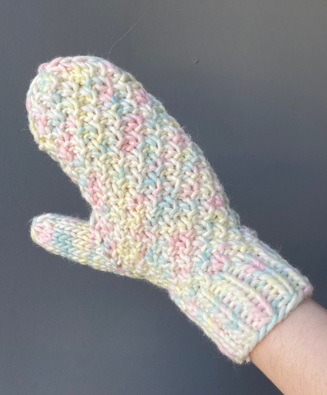 Simple Knitting Pattern Easy Bulky Chunky Mittens Knitting Pattern Women's Moss Stitch Mittens ...