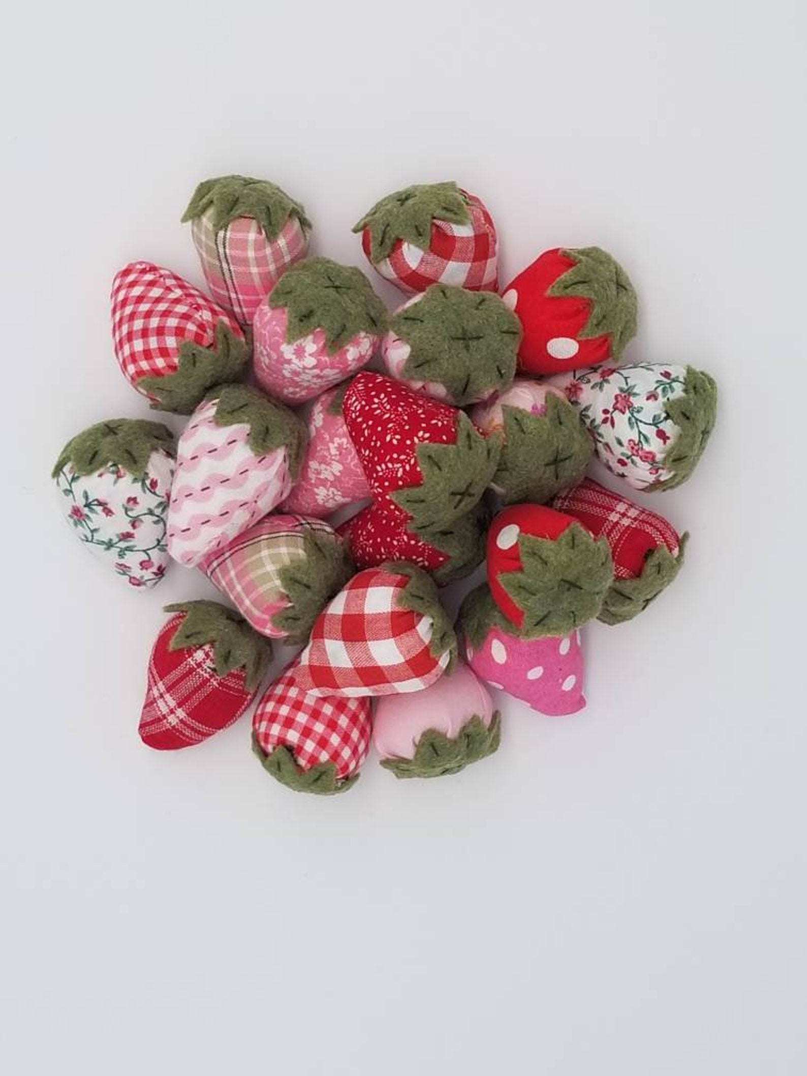 Play Strawberry Set of 6 - Pretend Play - Play Kitchen - Fabric ...