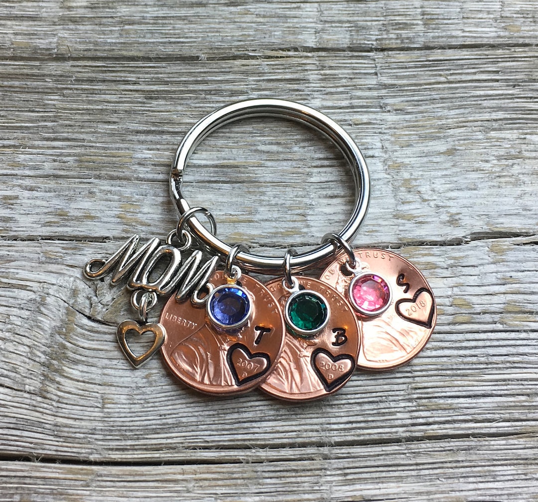 Personalized Mom Keychain, Birthday Gift for Mom, Mom Keychain, Gift ...