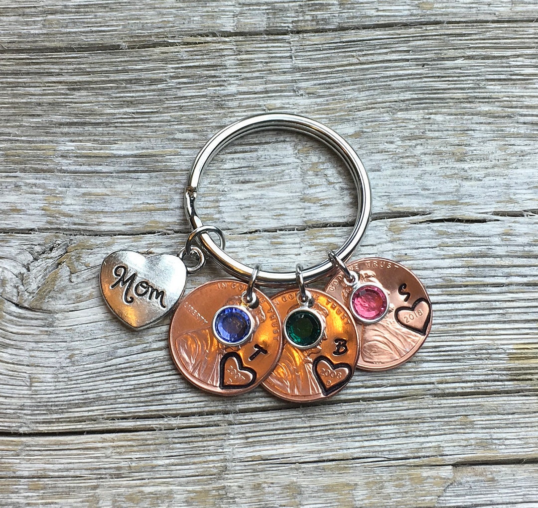 Personalized Mom Keychain, Custom Mom Gift, Mom Birthday Gift, Mom ...