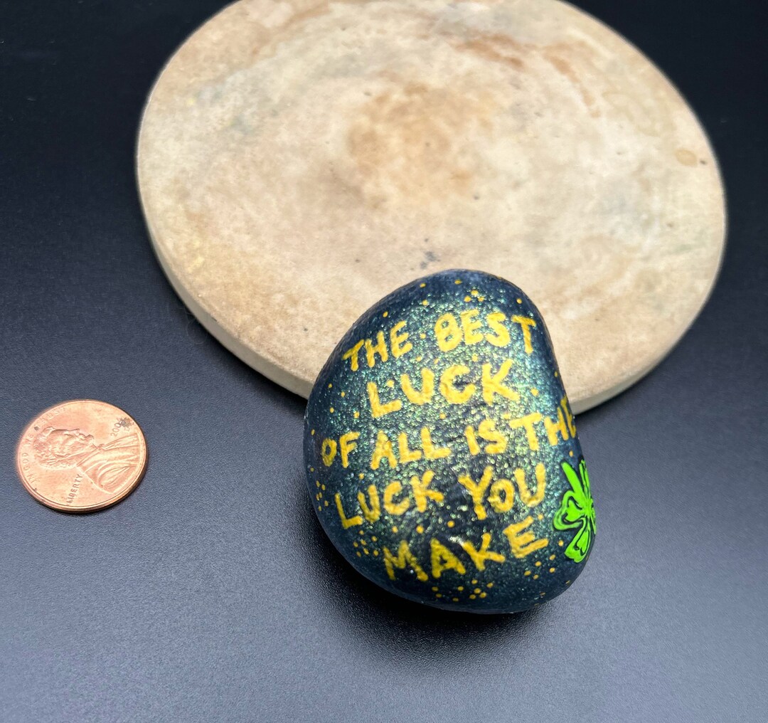 Green Lucky Hand Painted Rock Greeting Card Stuffer for St Patricks Day ...