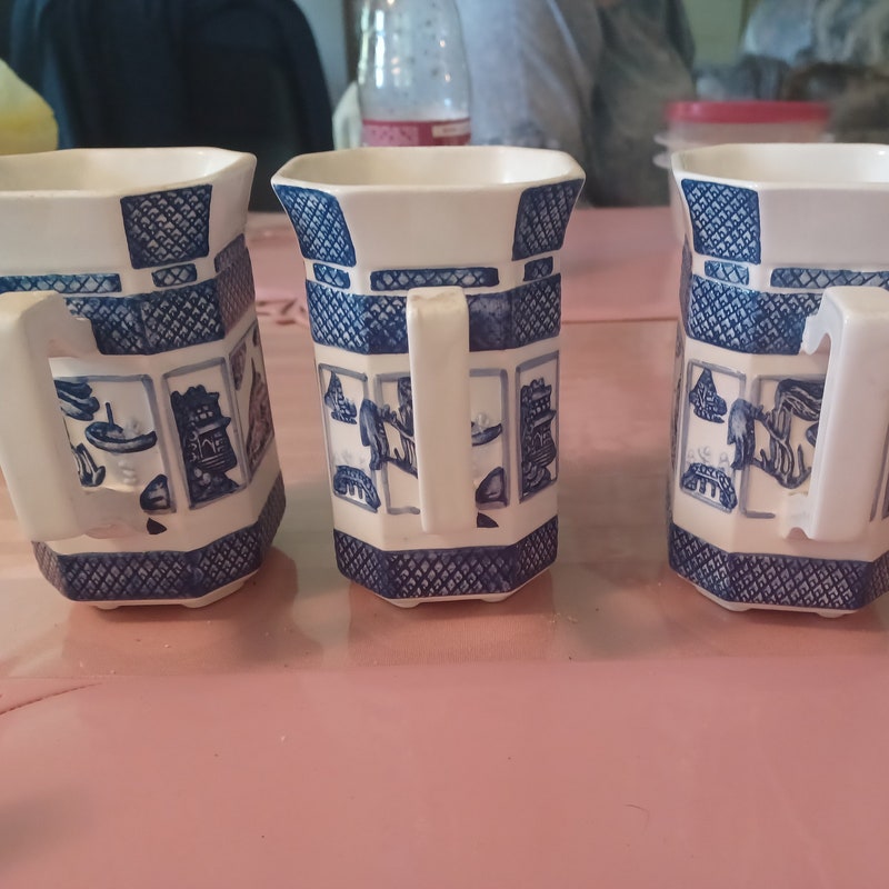 Blue Willow Mugs - Etsy