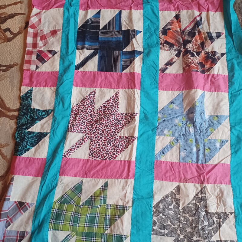 Maple Leaf Quilt - Etsy