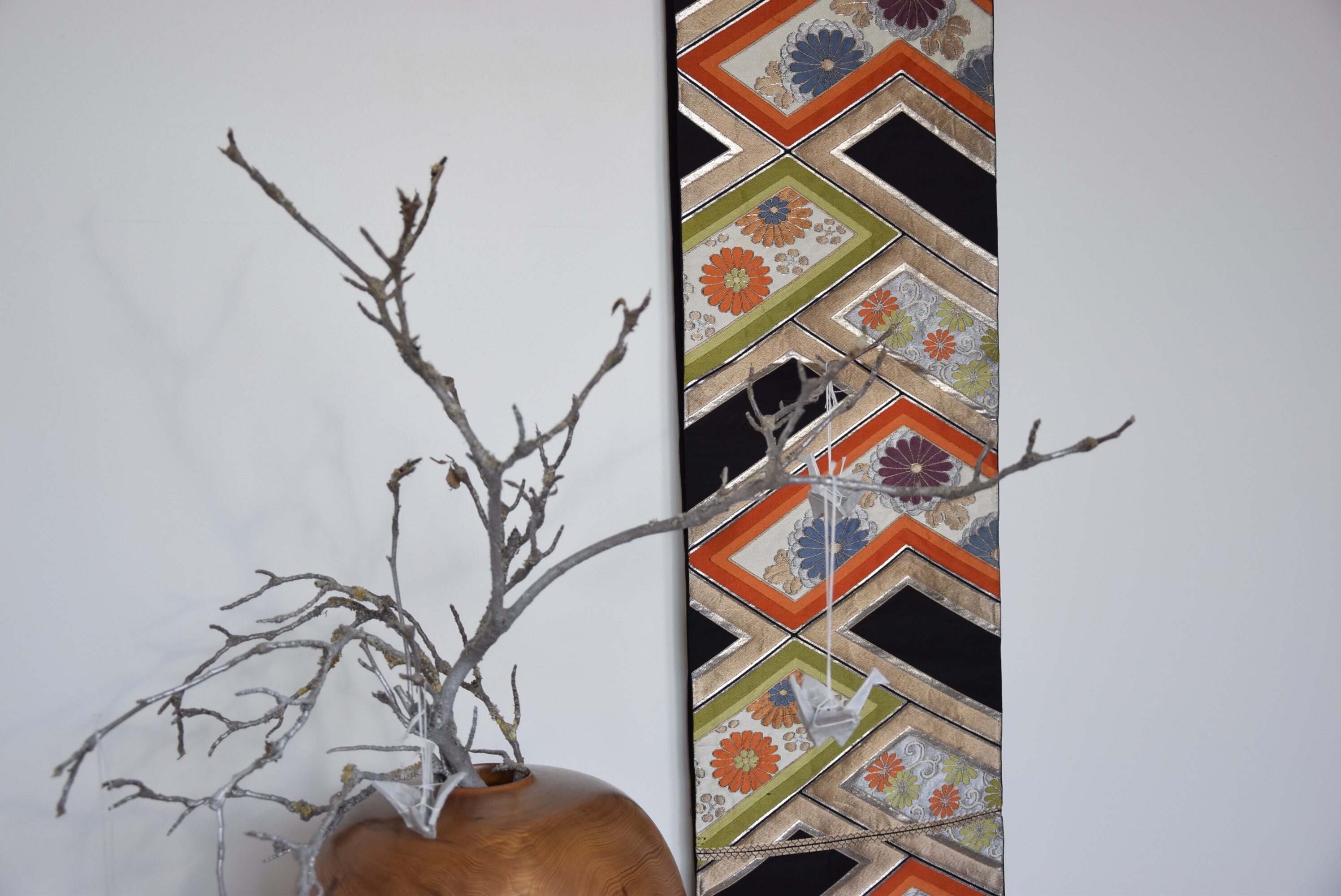 Japanese Obi Kiku Wall Decoration, Vintage Kimono Belt, KimonoMädchen,