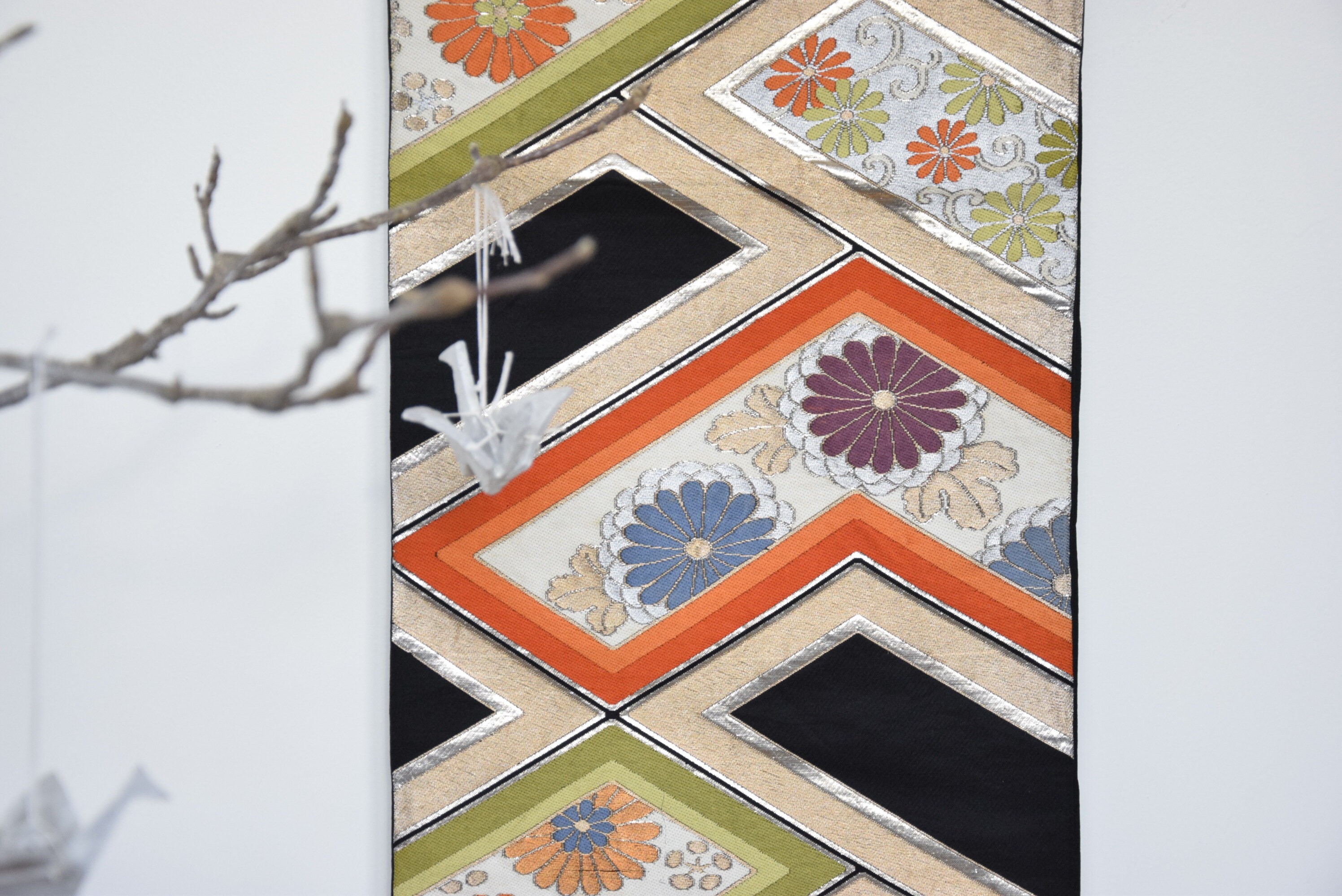 Japanese Obi Kiku Wall Decoration, Vintage Kimono Belt, KimonoMädchen,