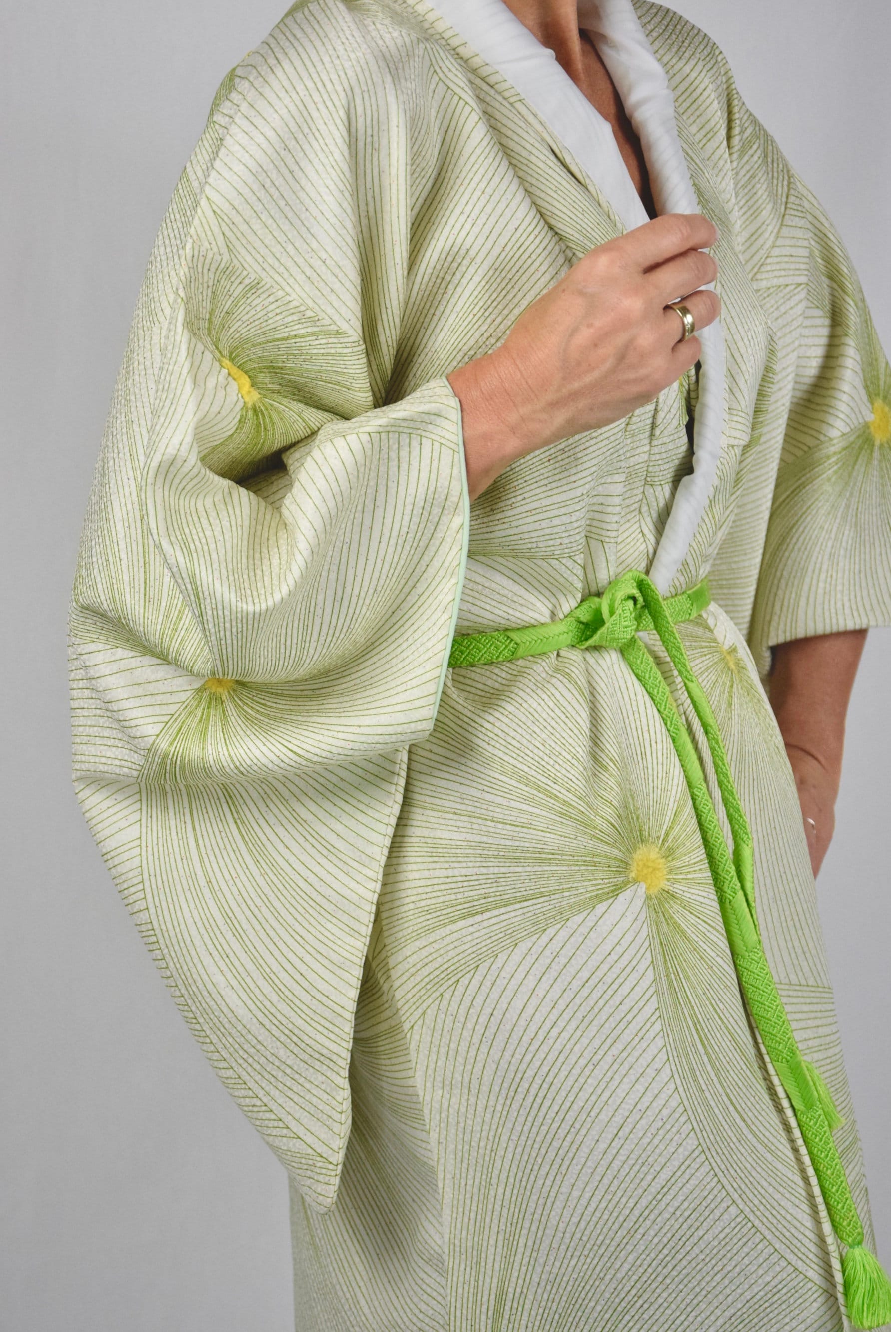 Japanese Vintage Kimono Robe including Kumihimo belt, Kaftan, Present ...