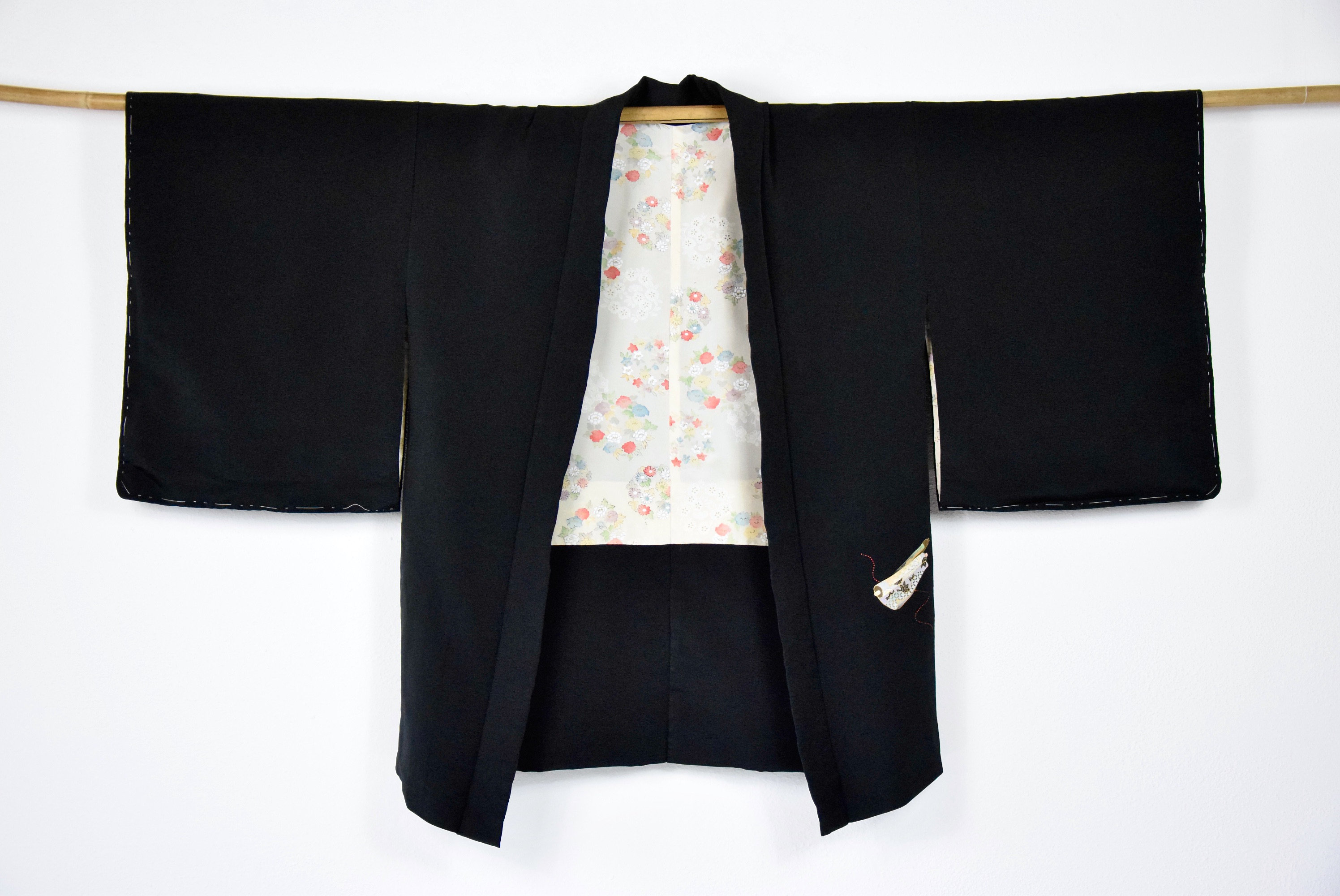 Traditional Japanese Vintage Haori in black, reversible Kimono Cardigan ...