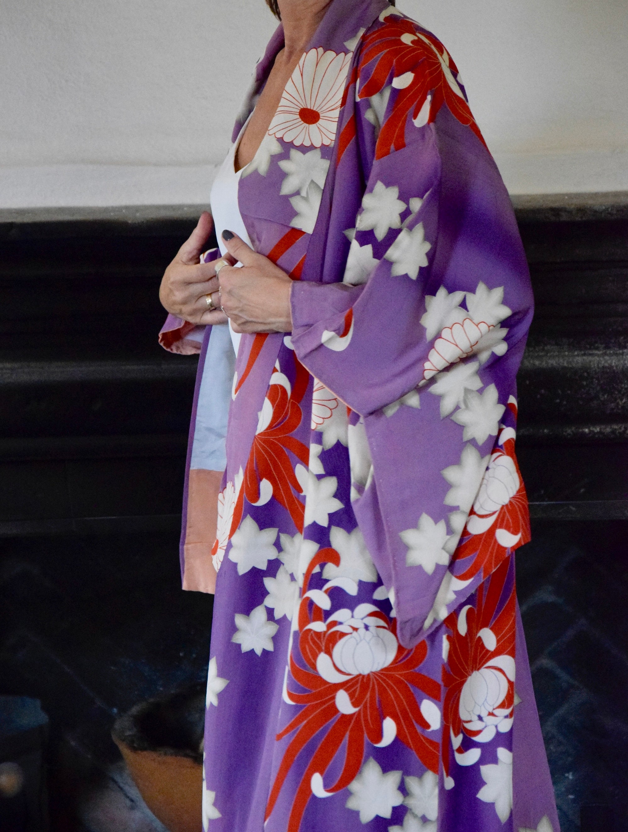 Antique Japanese Kimono Robe purple silk with lilies and chrysanthemums ...