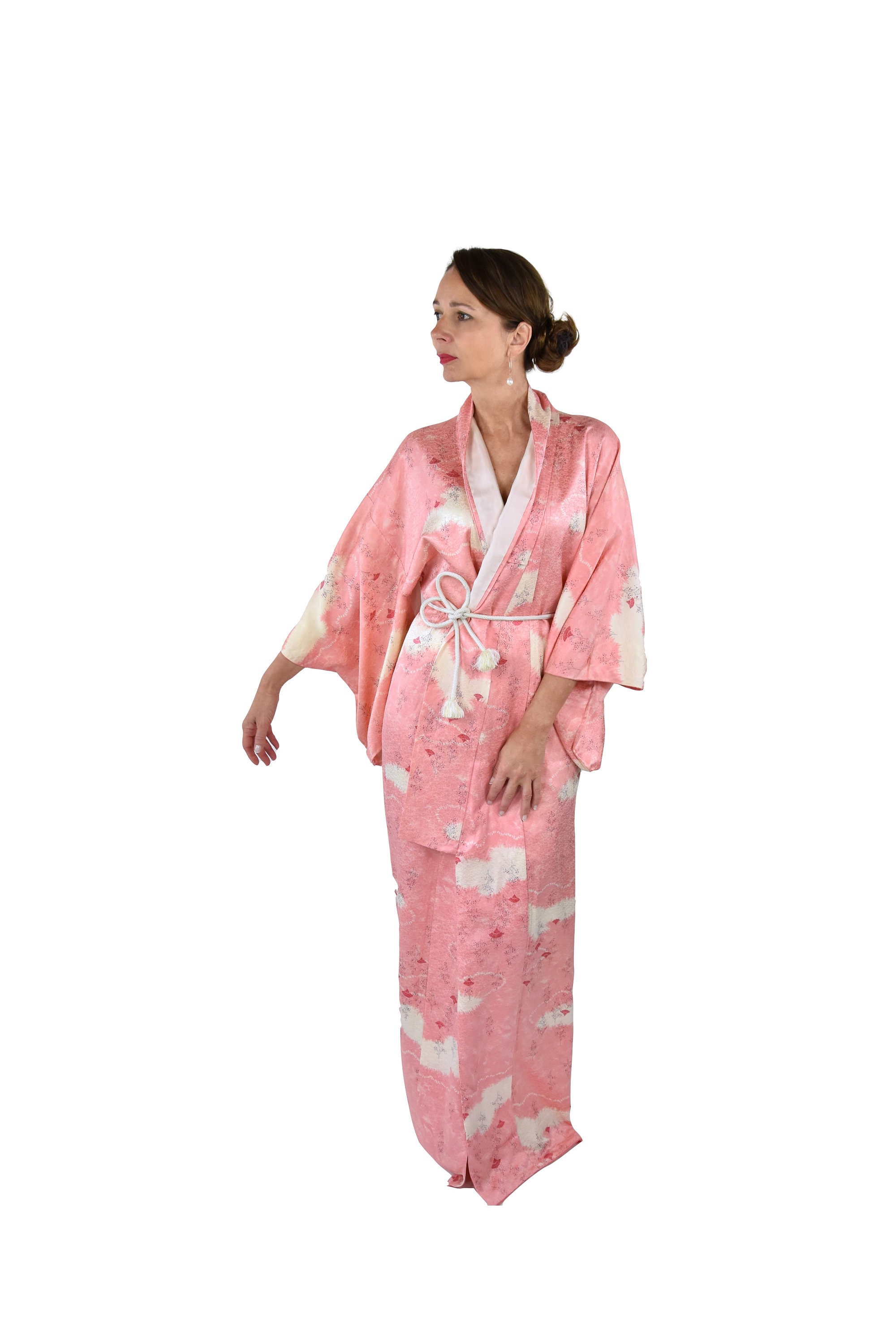 Cleaned Japanese Vintage Kimono Robe in pale pink with silk Obijime ...