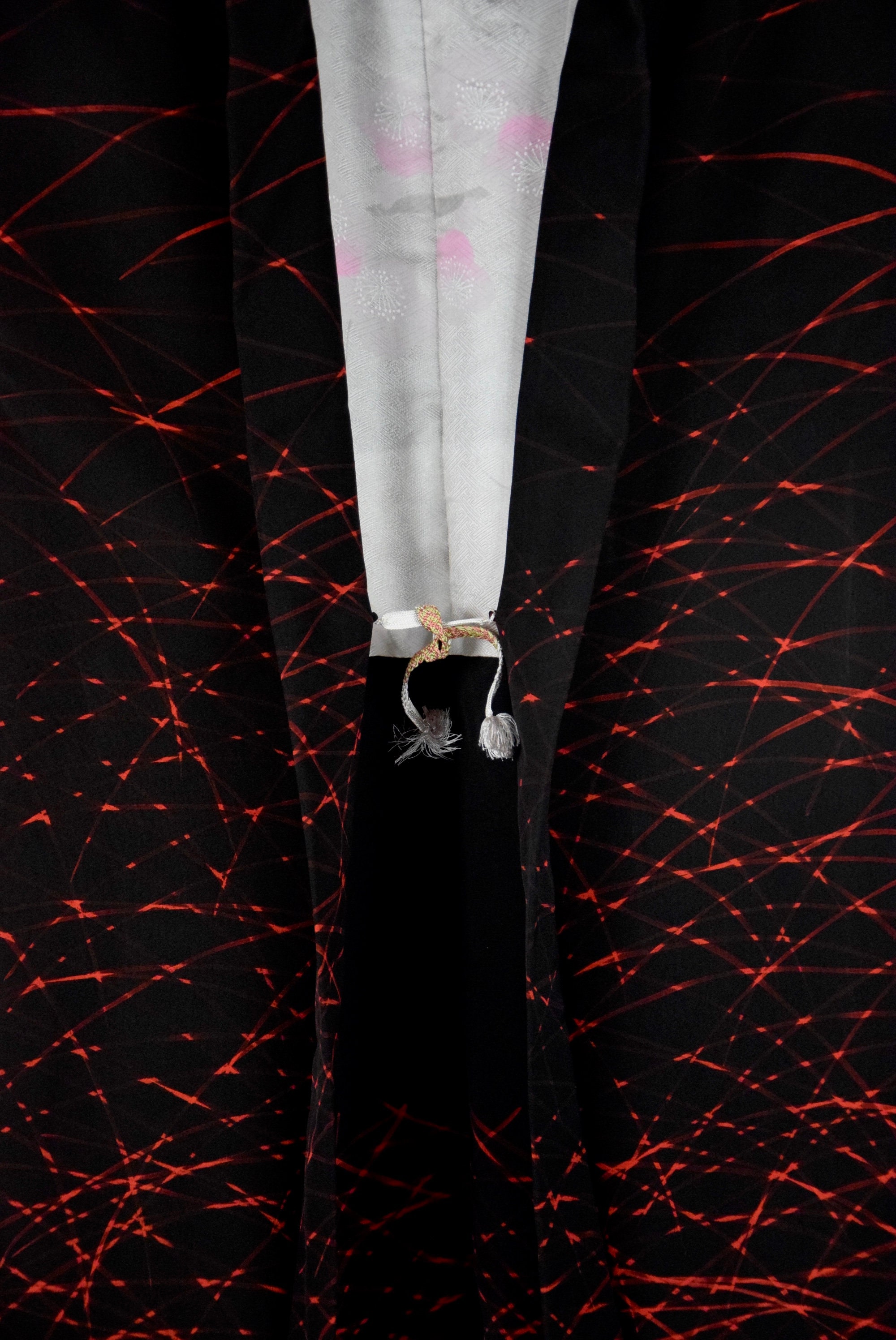 Vintage Haori Short Kimono Jacket In Black With Japan Red Pattern Original Japanese Clothing