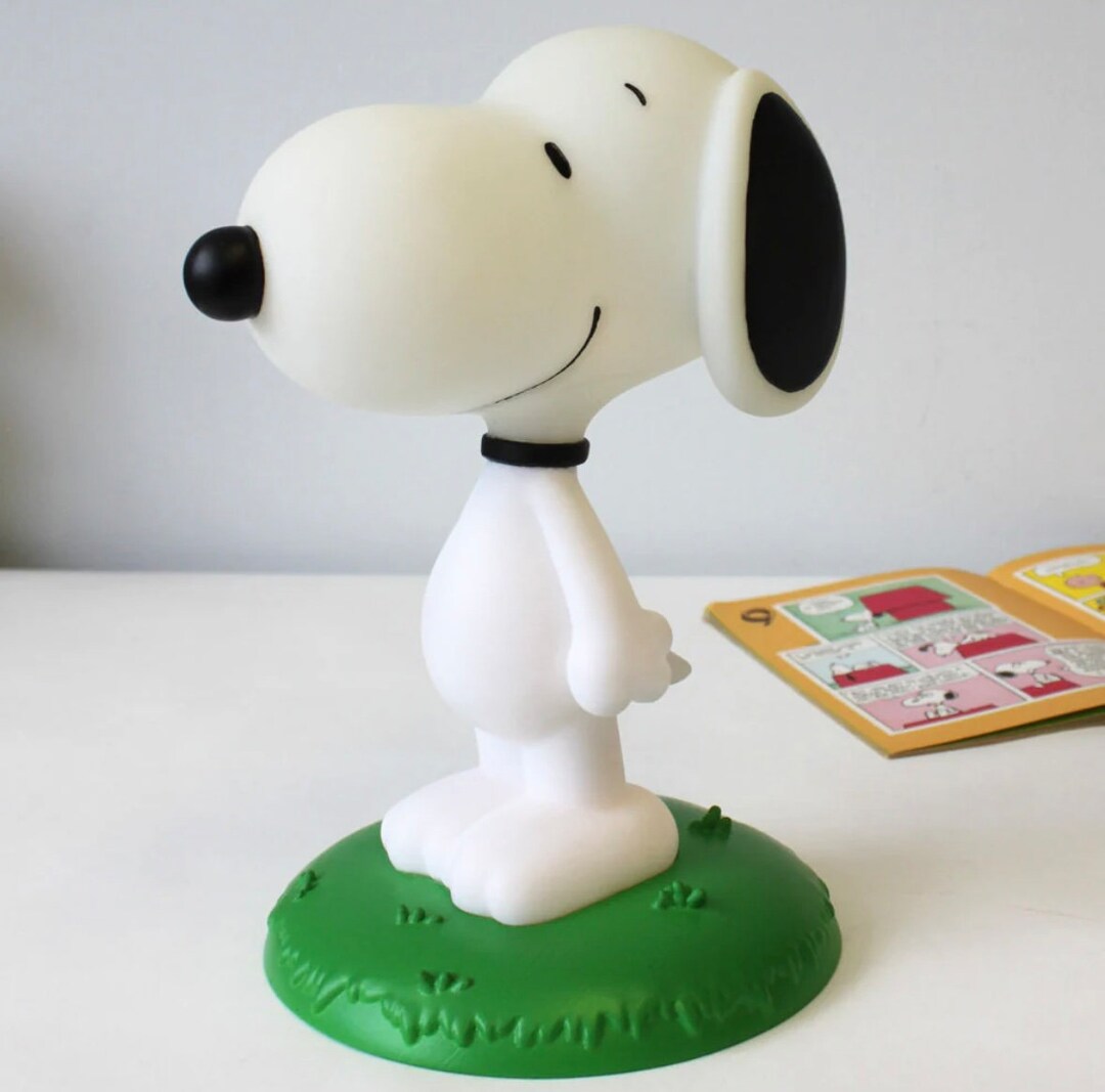 Peanuts Snoopy Standing Lamp, Snoopy Light - Etsy