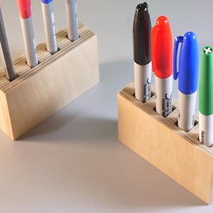 Small Pen and Pencil Holder With Simple Minimalist Lines | Modern Home ...