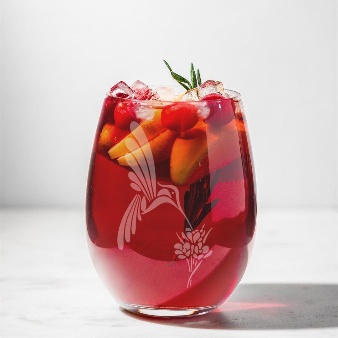 Hand-etched Hummingbird Wine Glass: Unique Wine Lover Gift - Etsy