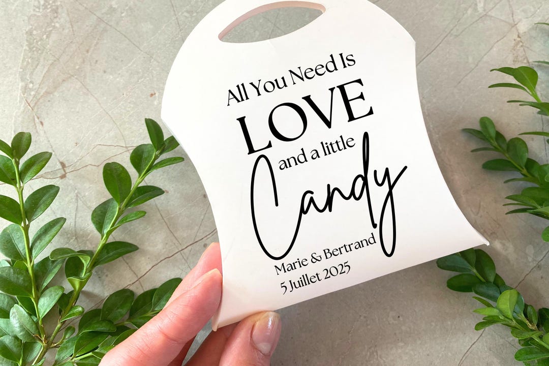 50 Personalized Candy Gift Box | "all You Need is Love and a Little ...