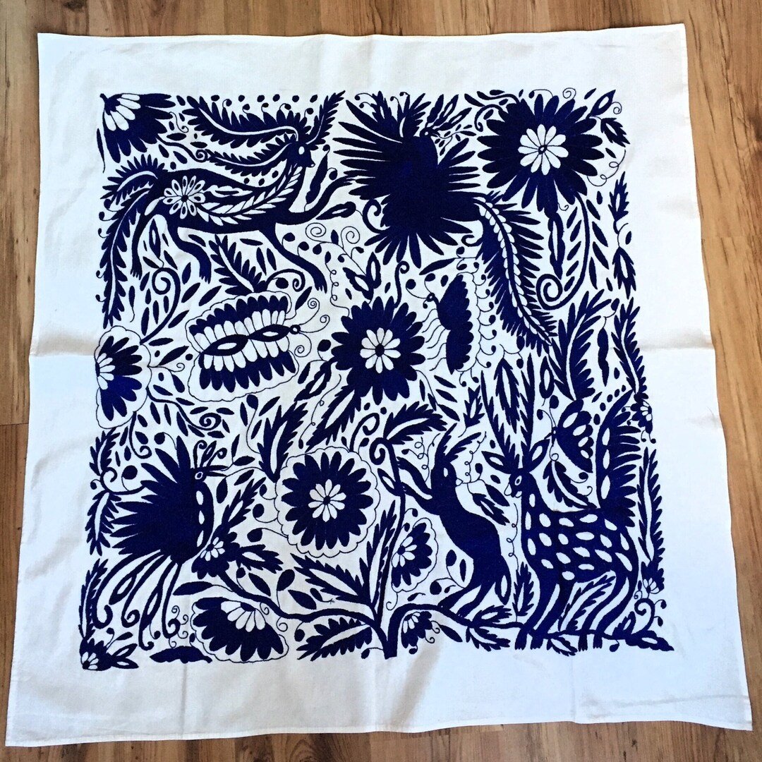 Toile brodée mexicaine, toile brodée en tenango, design textile tenango ...
