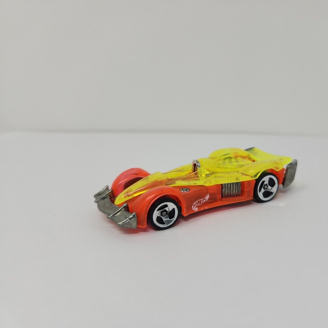 1997 Hot Wheels 532 Phantom Racer Series 4/4 ROAD ROCKET 1:64 Mattel h8 ...