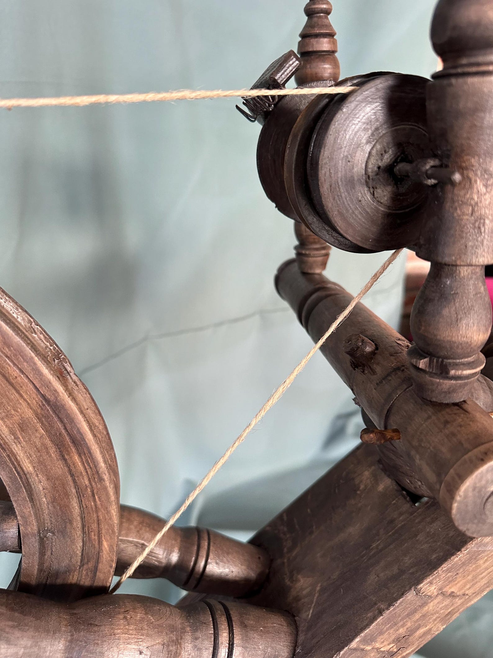 Small Working Spinning Wheel Vintage Spinning Tool Manual Spinning ...