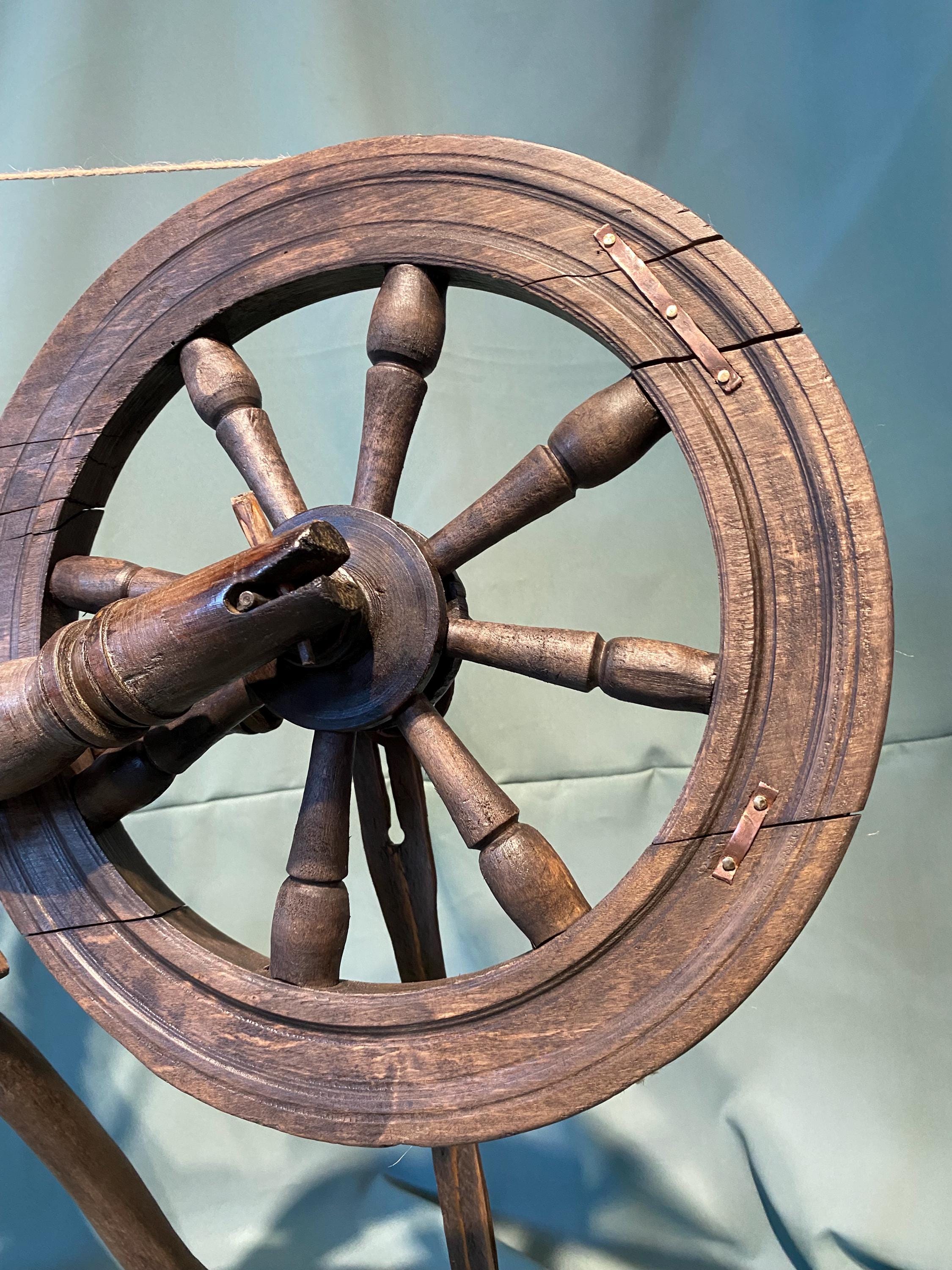 Small Working Spinning Wheel Vintage Spinning Tool Manual Spinning ...