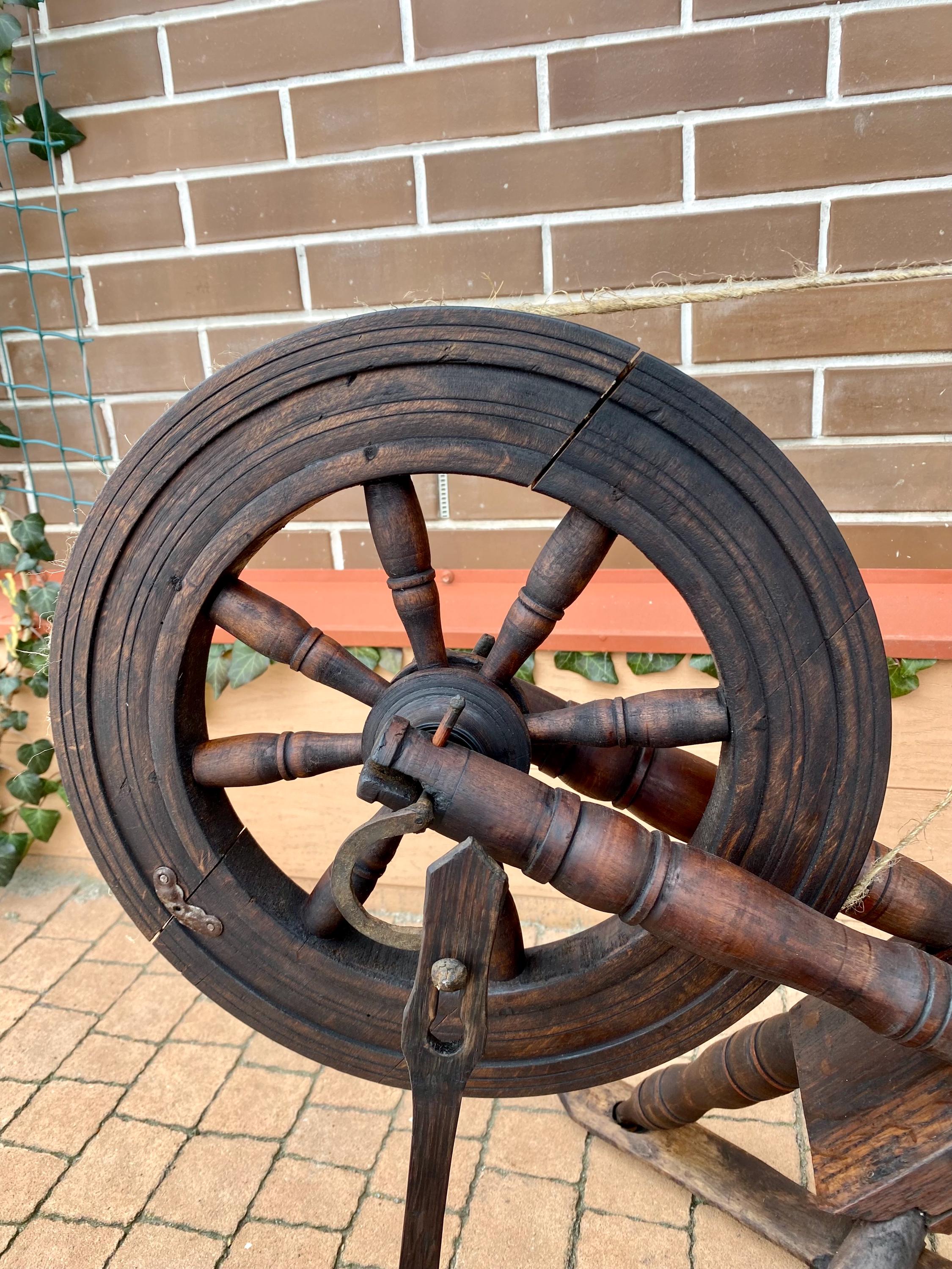 Small Working Spinning Wheel Vintage Spinning Tool Manual Spinning ...