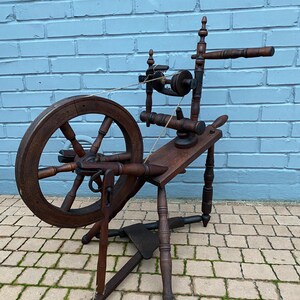 Small Working Spinning Wheel Vintage Spinning Tool Manual Spinning ...