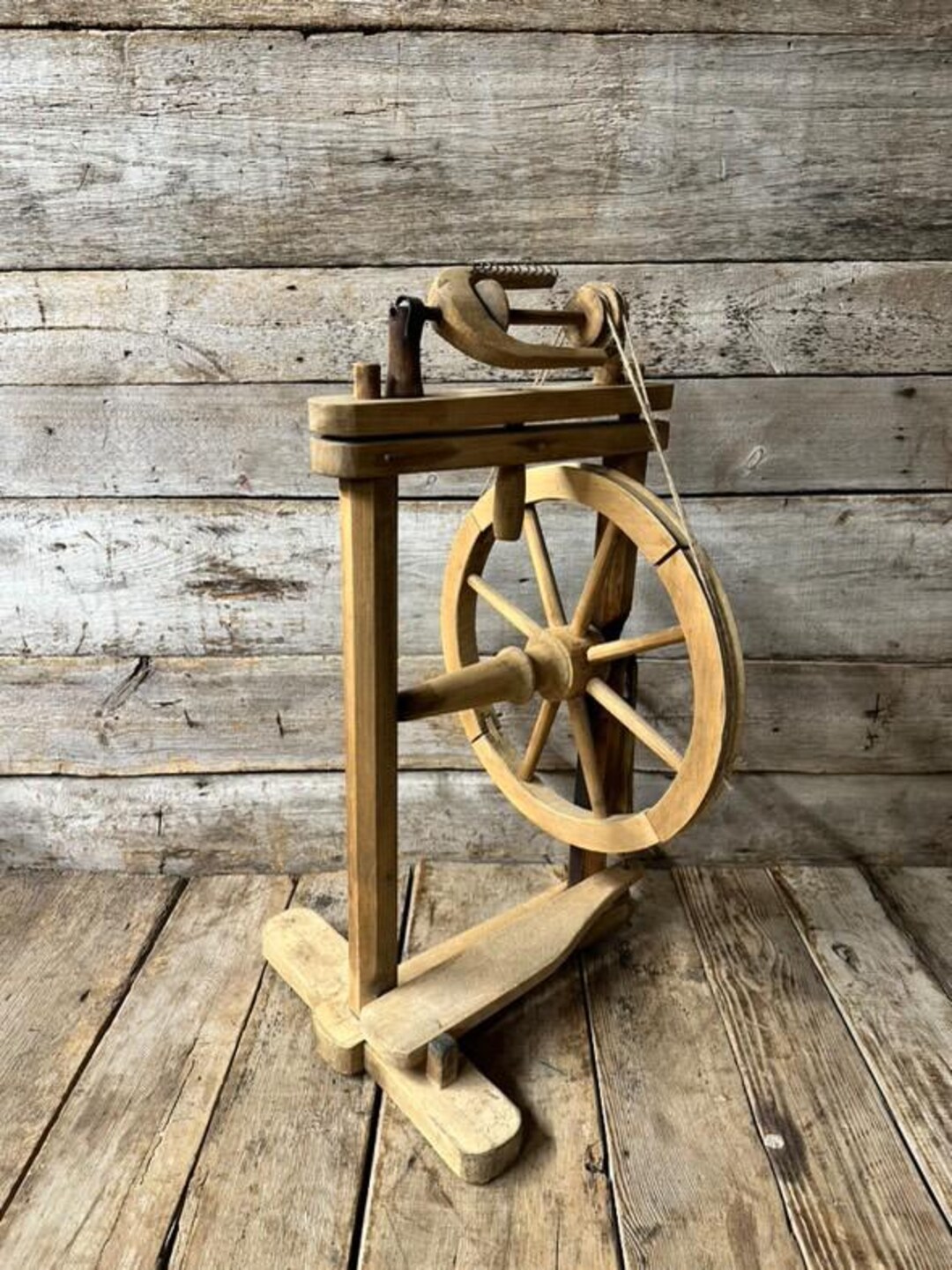 Small Working Spinning Wheel Vintage Spinning Tool Manual Spinning ...