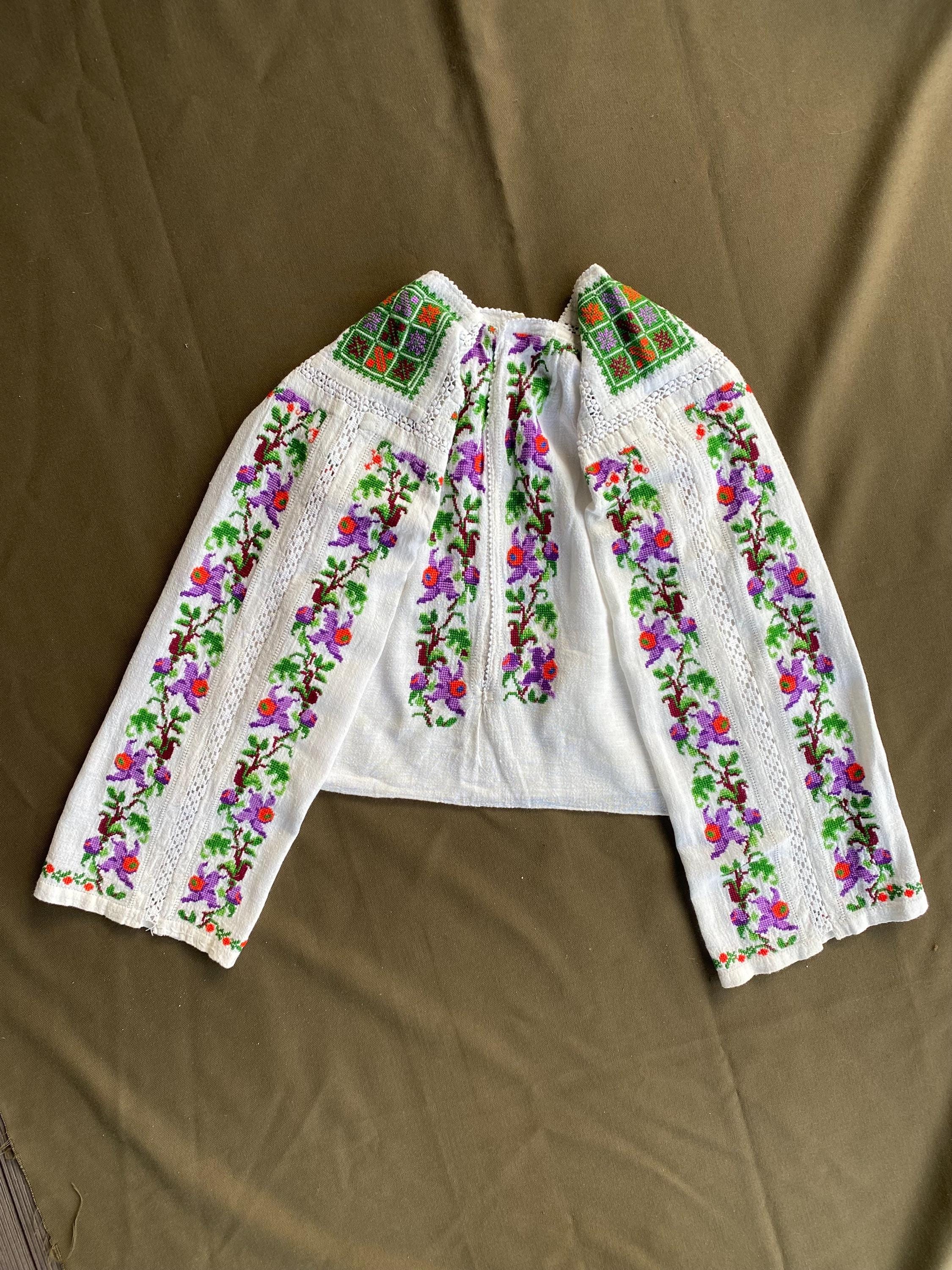 Romanian Blouse Embroidered Blouse Antique Blouse Embroidered Top ...