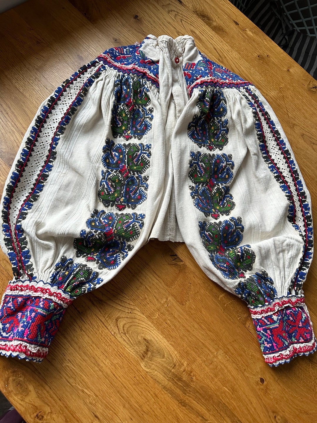 Romanian Blouse Bohemian Style Embroidered Blouse Puffy Sleeves Linen ...