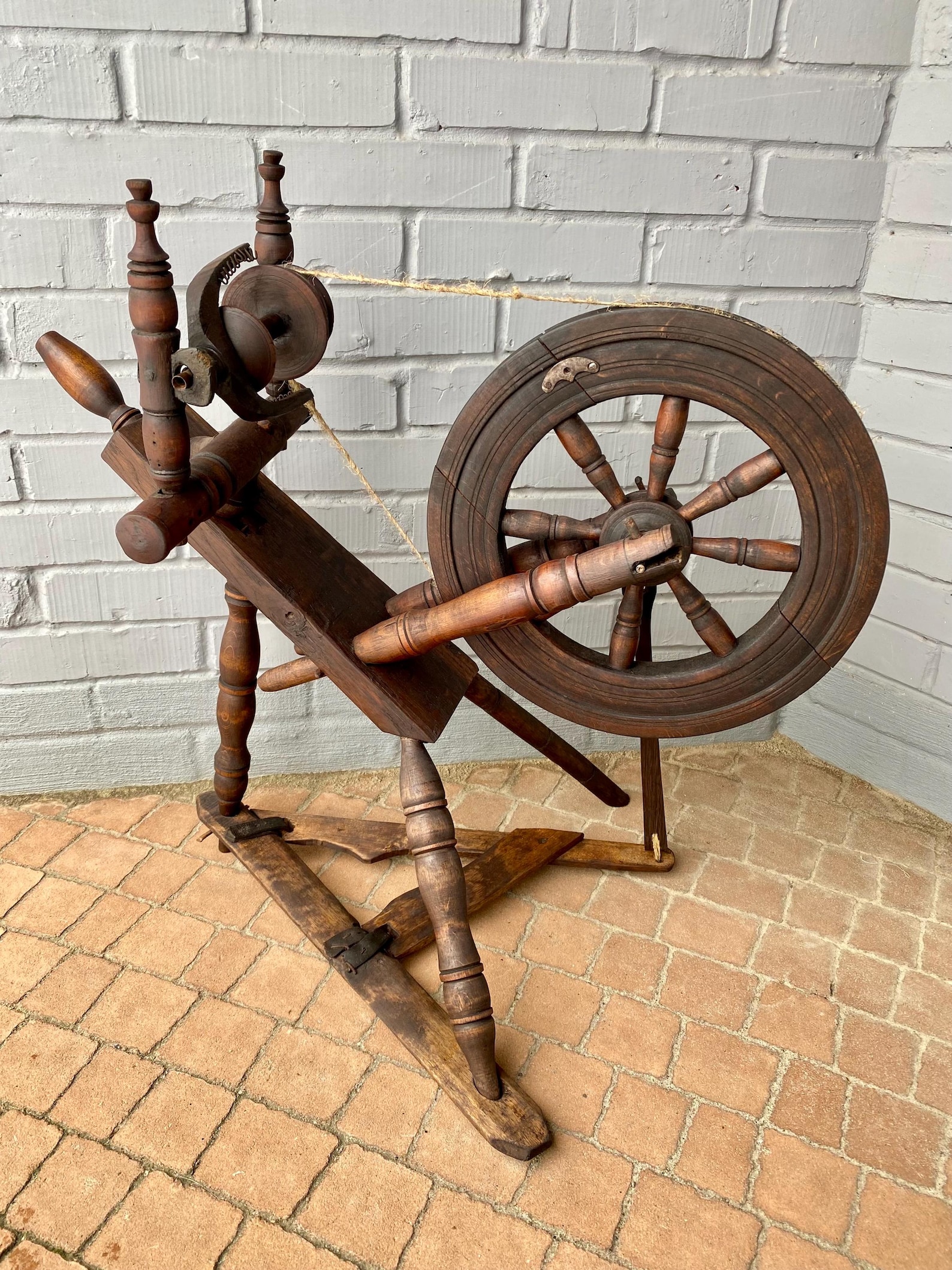 Small Working Spinning Wheel Vintage Spinning Tool Manual Spinning ...