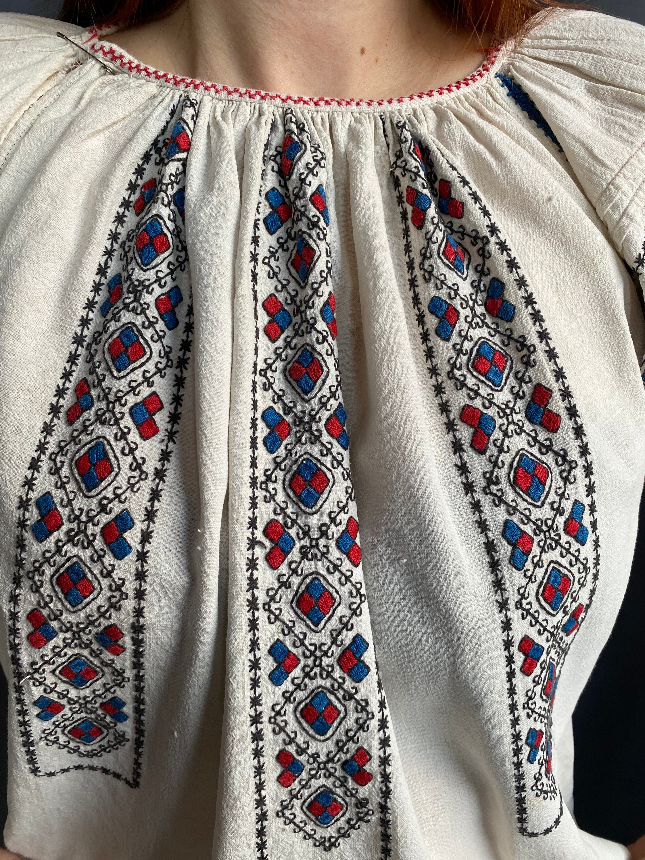 Romanian Blouse Embroidered Top Puffy Sleeves Ethnic Shirt Vintage ...