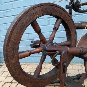 Small Working Spinning Wheel Vintage Spinning Tool Manual Spinning ...