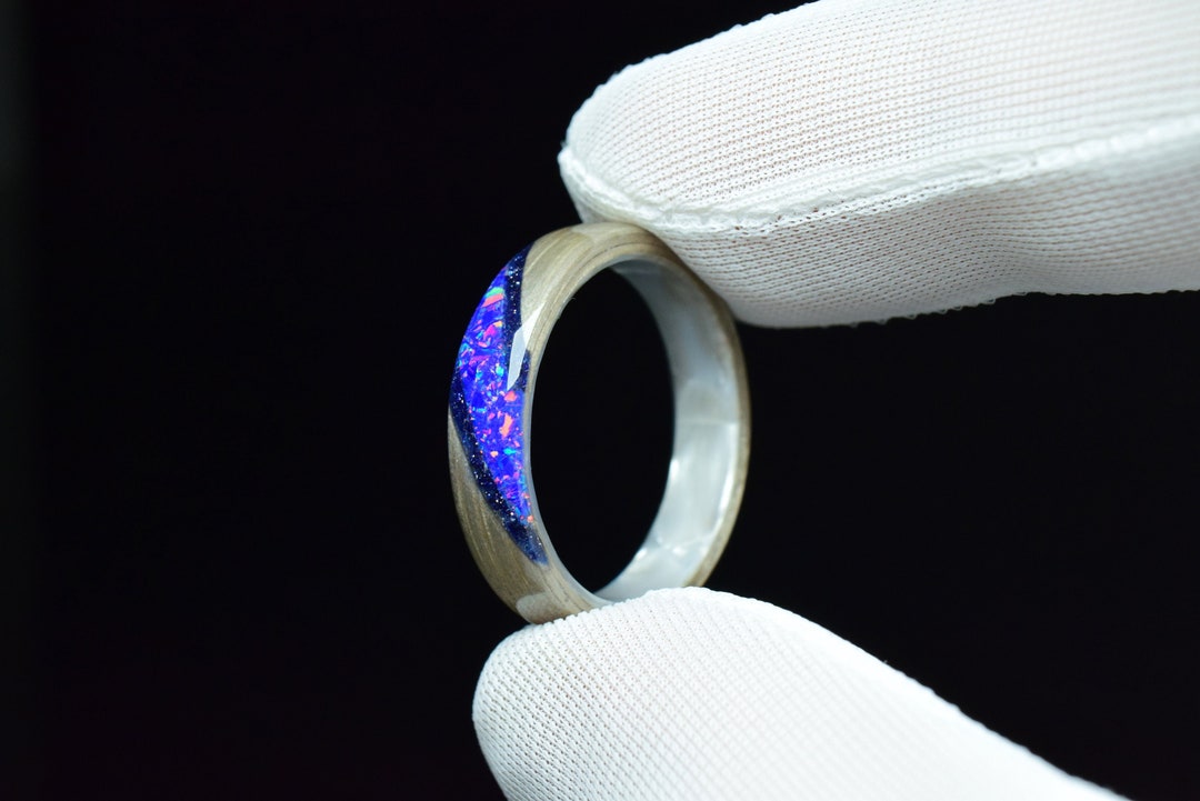 Silver Eucalyptus Bentwood With Crushed Starry Night Opal and Black ...