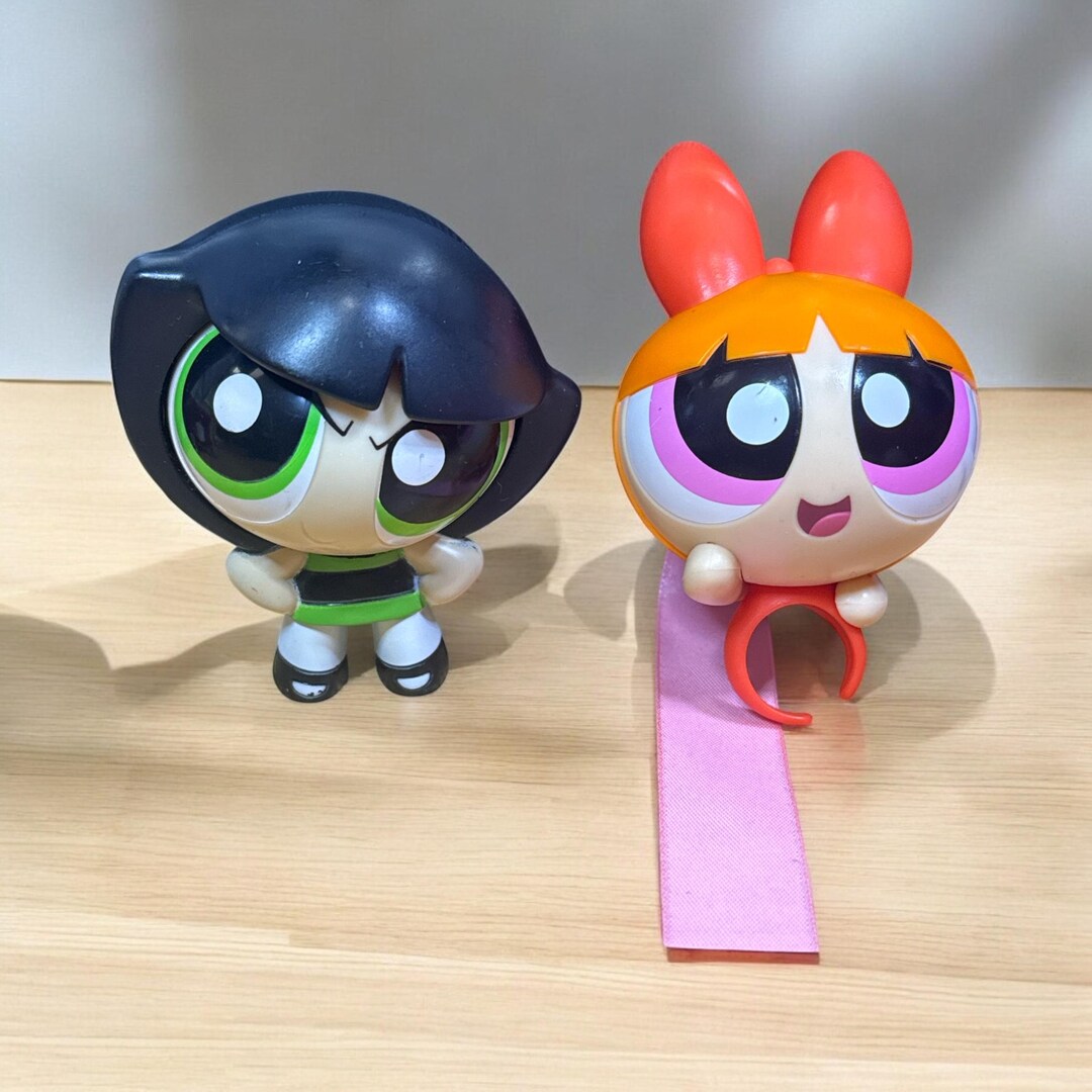 2 Vintage Powerpuff Girls Blossom on Ring & Face-changing Buttercup ...