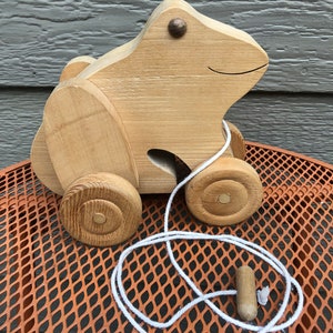 Frog Pull Toy, Large Wood Frog Pull Toy, Handmade Wood Frog, Vintage ...