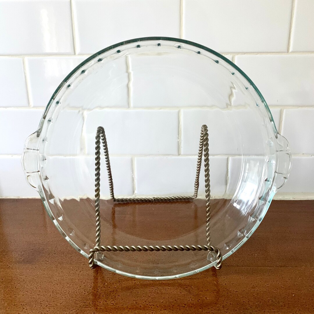 Pyrex Fluted Glass Pie Plate With Handles 9.5 Inches Scalloped Edges ...