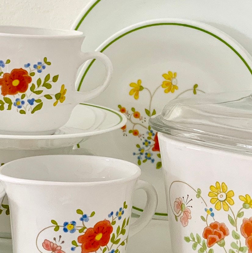Plates Set of 2 Wildflower Corelle by Corning Corning Ware Corelle ...