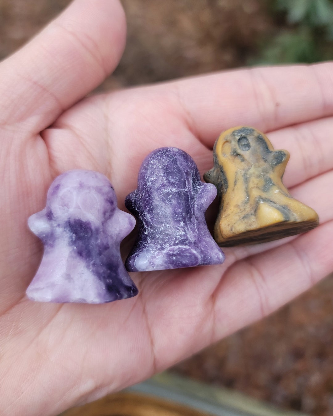 Spooky Ghost Crystal Carving, Halloween Crystal, Halloween Carving ...