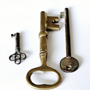 Antique Skeleton Keys, Vintage Keys, Set of 3 Steampunk Keys, Old Keys ...