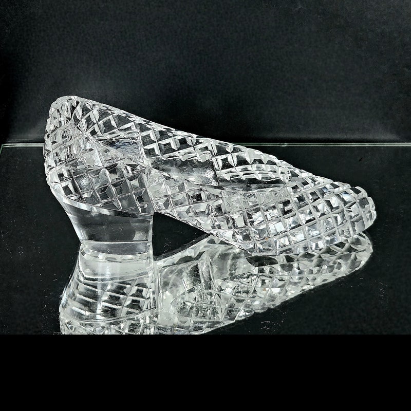 Vintage Glass Shoe - Etsy