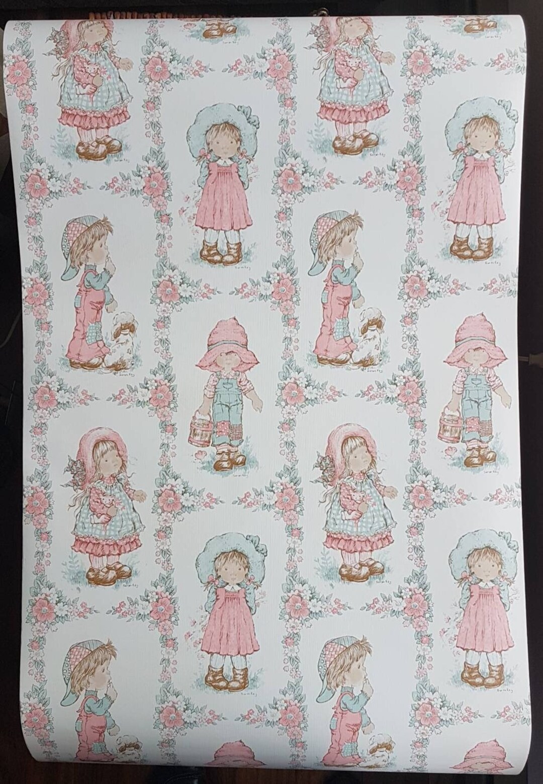 Sarah Kay Wallpaper. 4 Differnt Childern With a Bucket a - Etsy Canada