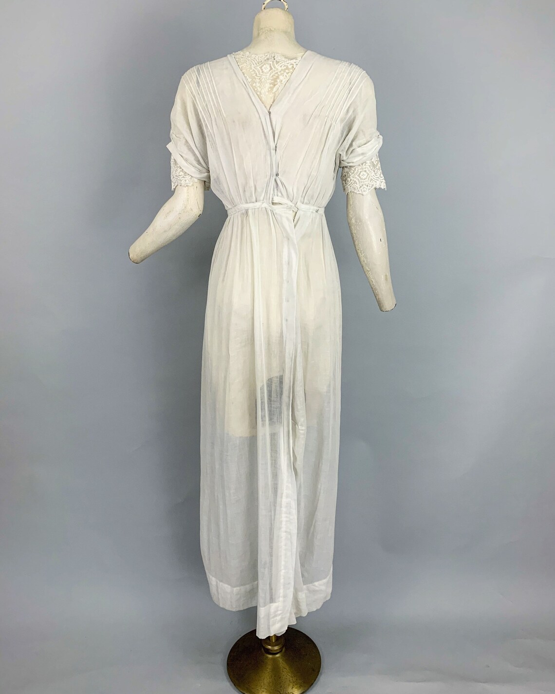 Antique Edwardian Tea Gown | Early 1900s 1910s Edwardian White Muslin ...