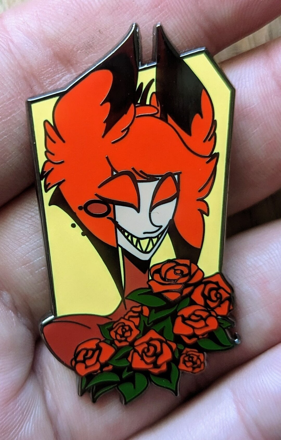 Roses Alastor Hazbin Hotel Fan Pin - Etsy
