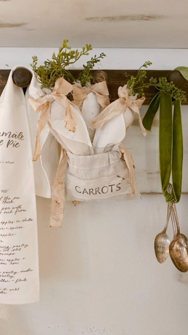 Primitive Muslin Fabric Carrots in a Vintage Inspired Bag - Etsy