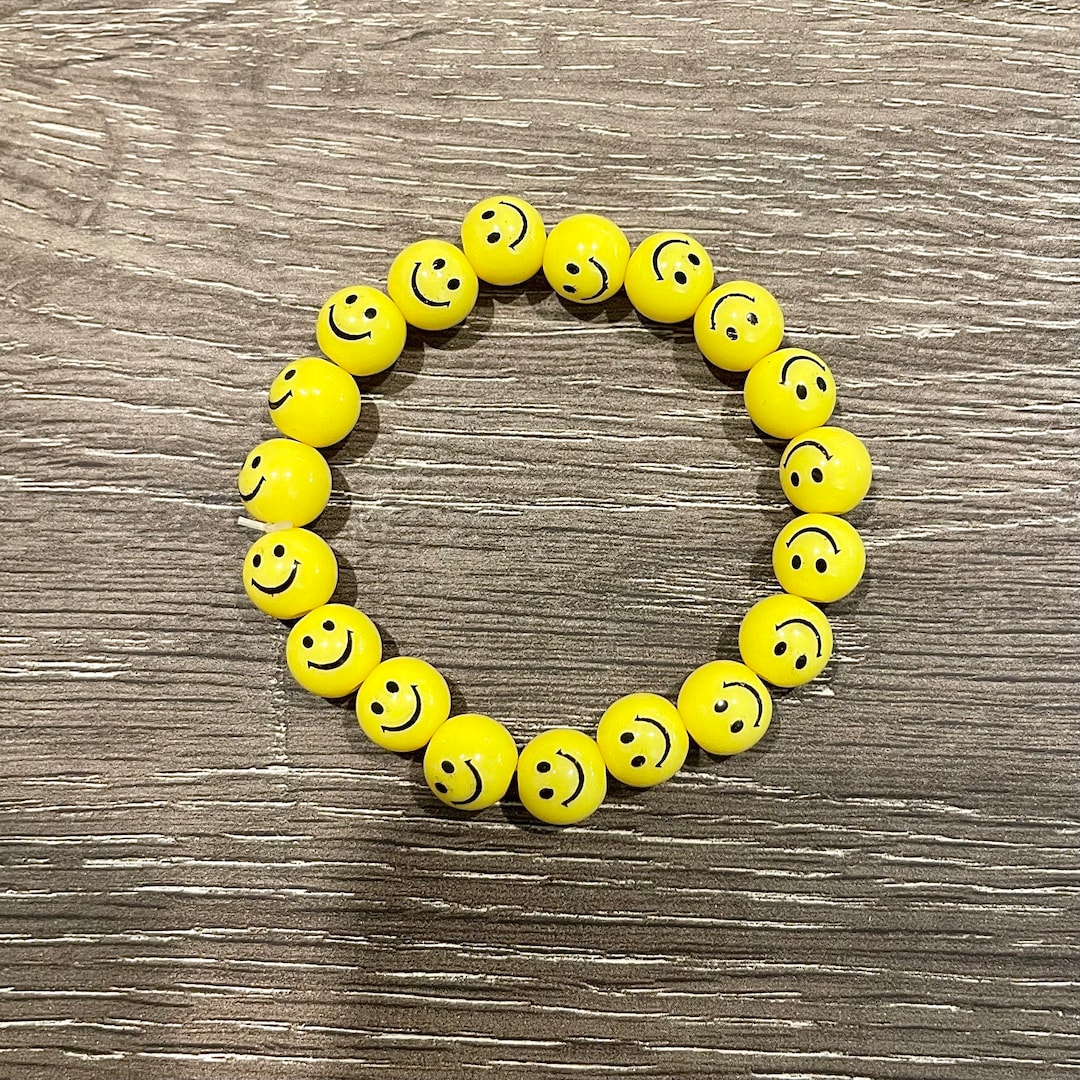 Cute Yellow SMILEY FACE Handmade Stretch Bracelet Smiley Face - Etsy