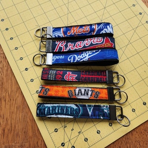 21 Different MLB - Key Fob - Etsy