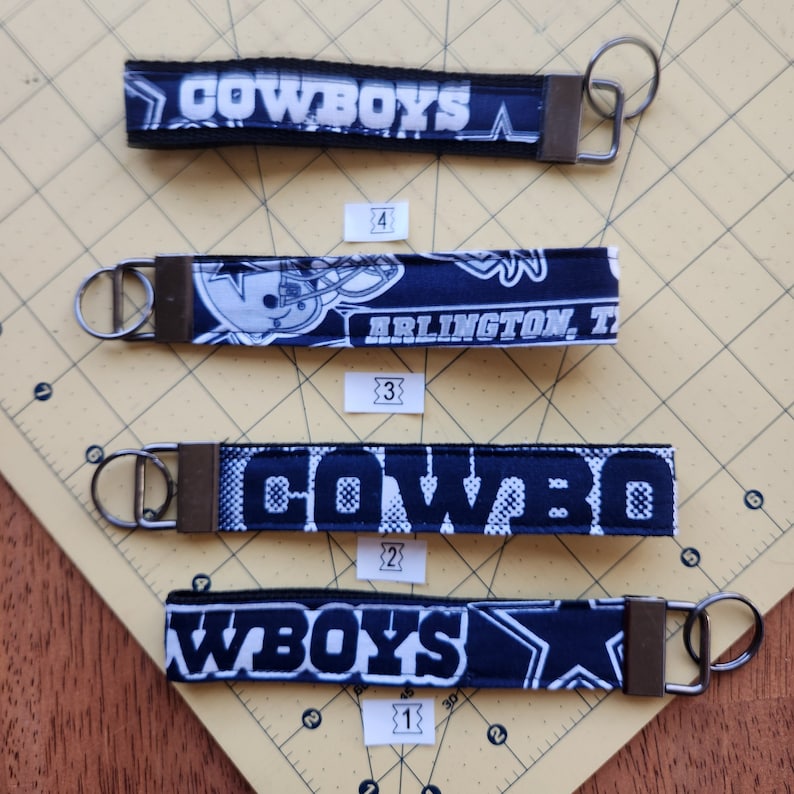 25 Different NFL Key Fob - Etsy
