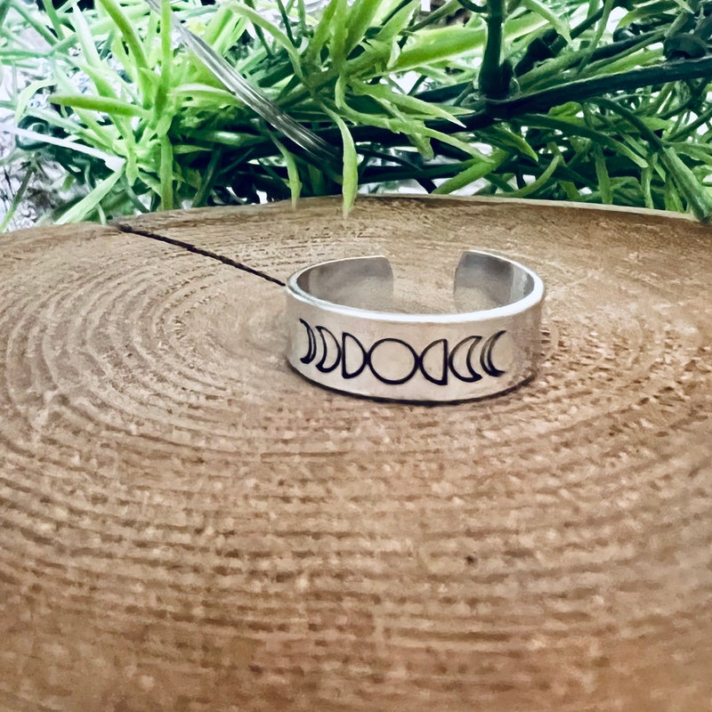 Moon and Stars Ring - Etsy