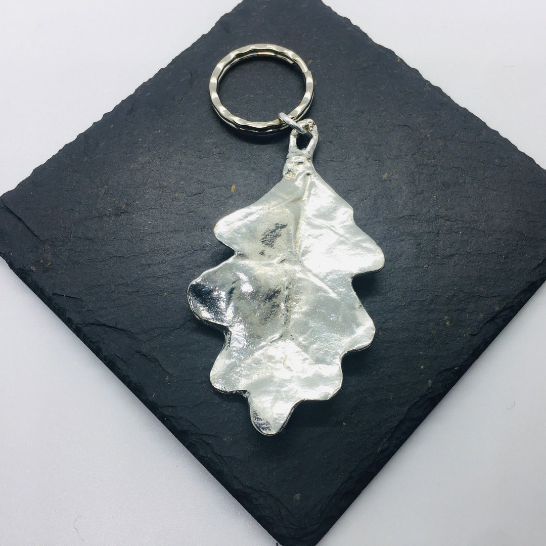 Oak Leaf Key Ring, Handmade UK Modern English Pewter, Oak Leaf Keychain - Etsy